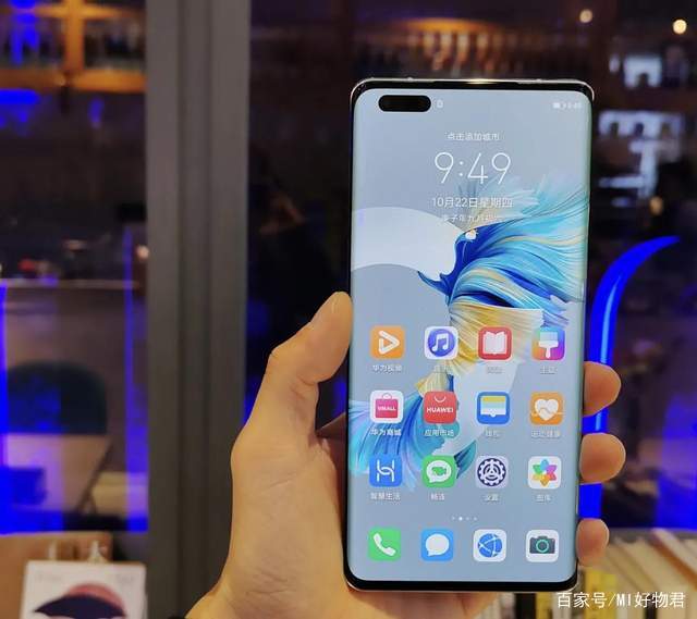 买Mate40 Pro还是选iPhone12 Pro？维修店老师傅的回答说到心坎了_百科TA说