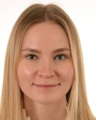 保利娜·黑斯勒_百度百科