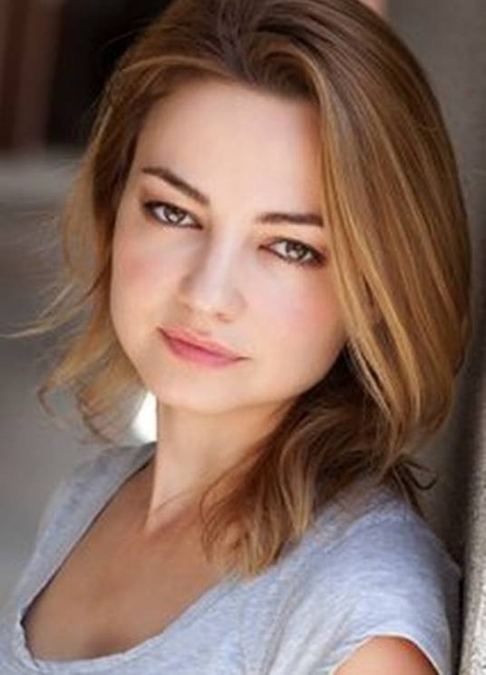 Aline Andrade_百度百科