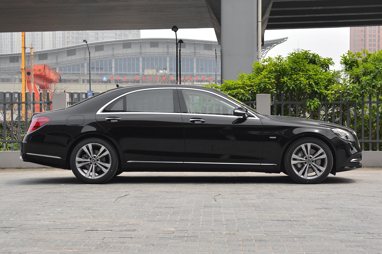 2020款奔驰S级 S 350 L尊享型臻藏版_百科TA说