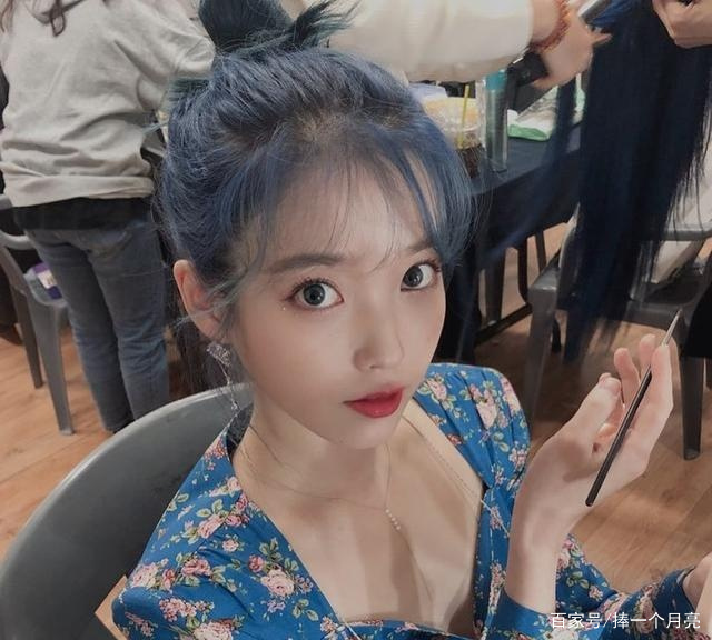 IU首秀12周年：韩国顶级女艺人“国姐”风靡迷人_百科TA说