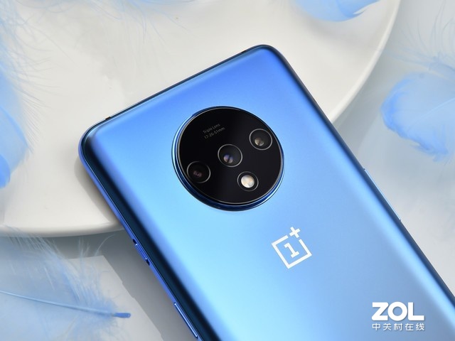 一加7T系列今日开售 全系标配90Hz屏+855 Plus_百科TA说