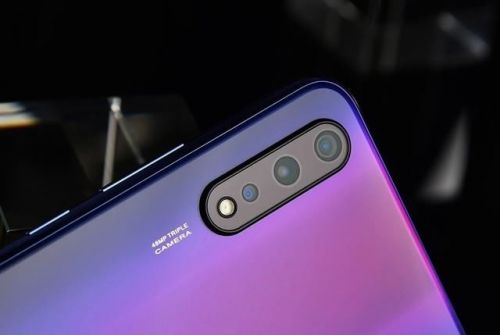 我们不妥协！vivo Z5给你好看！_百科TA说