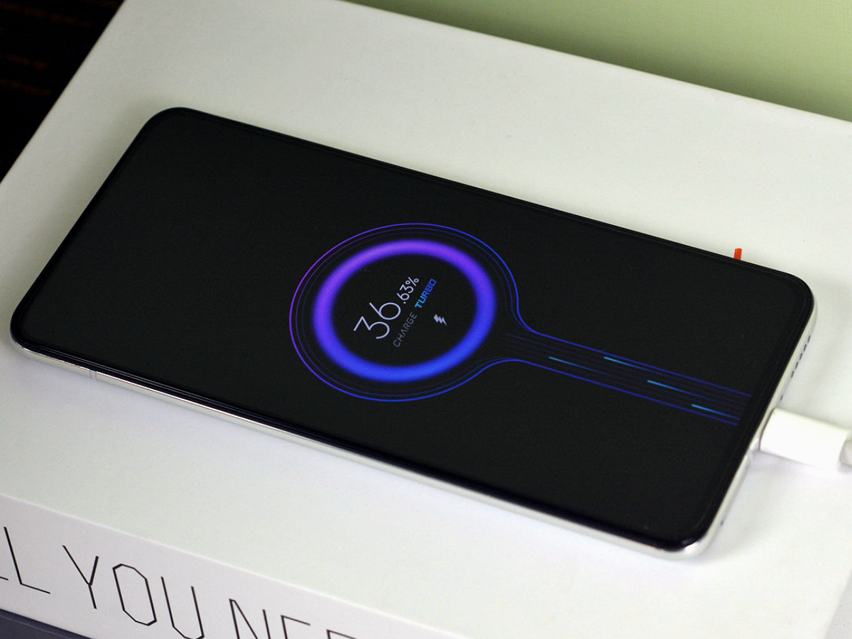 骁龙865+6400万四摄+4700大电池，红米K30 Pro有多香？_百科TA说