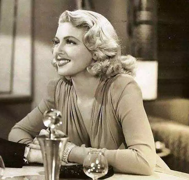 她一生交往83个男友，结过8次婚，晚年却孤身一人_百科TA说