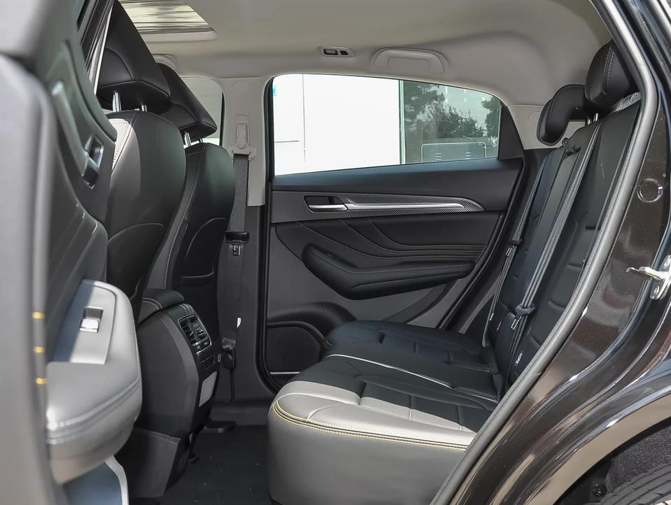 狠心花12万提辆哈弗F7x，行驶了4000公里，车主憋了几句话要说_百科TA说