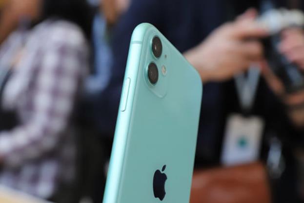 为什么宁可选iPhone11，也不买iPhone11 Pro？除了贵还有三个原因_百科TA说