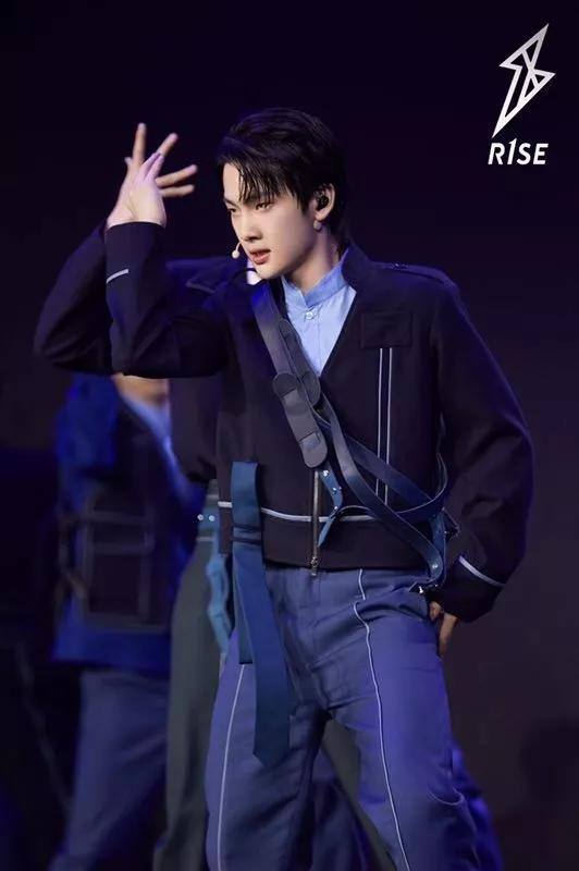 R1SE要成为一个什么样的男团_百科TA说