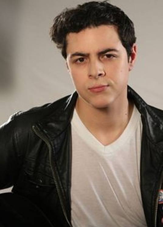 Nick Vergara_百度百科