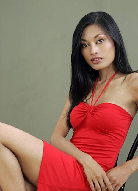 Kira Clavell_百度百科