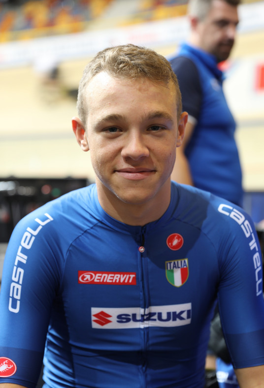 乔纳森·米兰_百度百科