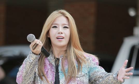 lexy（韩国女歌手）_百度百科