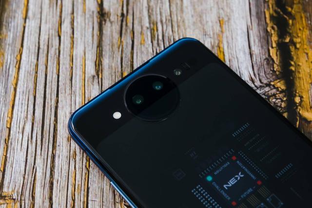 揭秘vivo NEX双屏版：更强大的TOF 3D立体摄像头_百科TA说