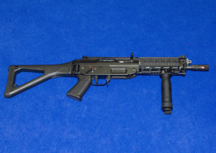 瑞士 SG553 突击步枪_百度百科