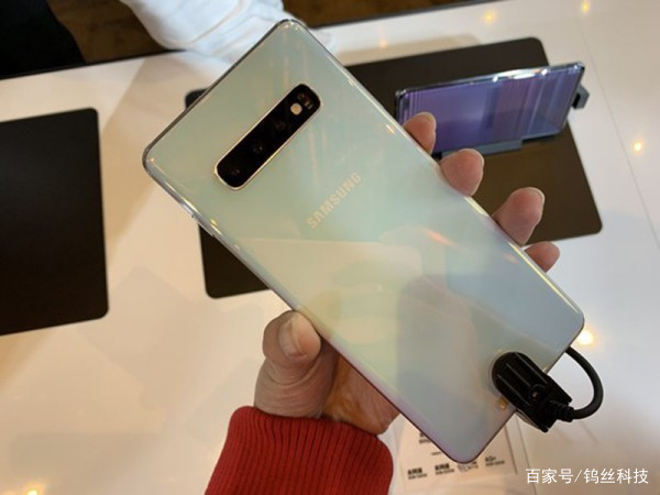 Galaxy S10e：可能是目前最强的安卓小屏旗舰_百科TA说