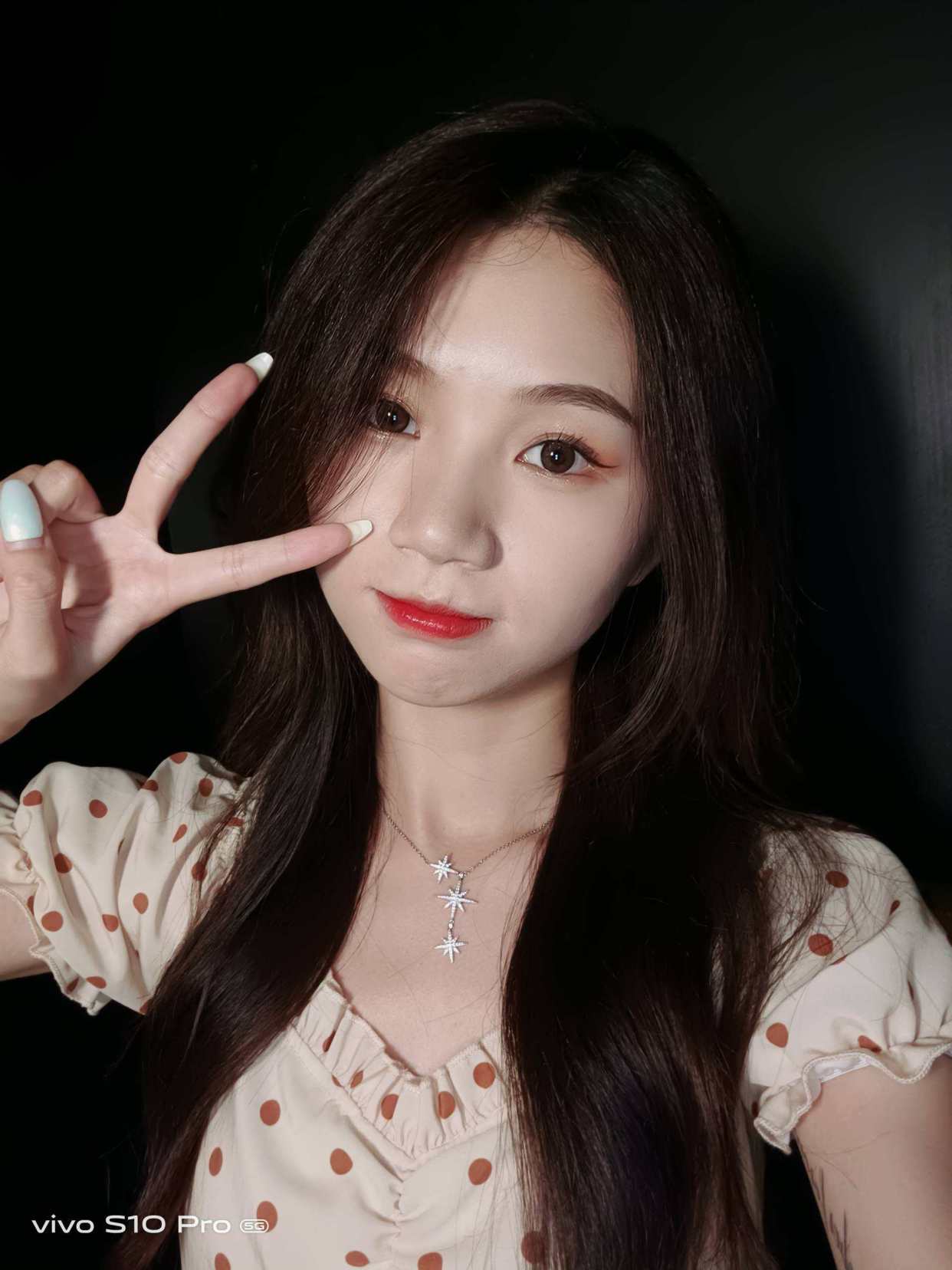 什么样的自拍才是适合年轻人的？vivo S10 Pro上手体验揭秘_百科TA说