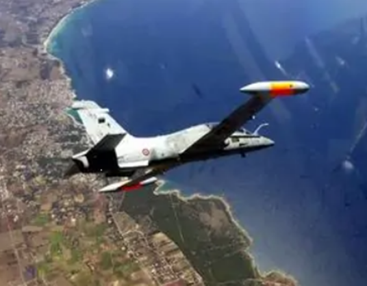 意大利的MB-339CM教练机_百度百科