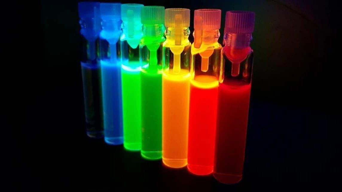 XLED傻傻分不清？一文读懂OLED、ULED、QLED、GLED的区别_百科TA说