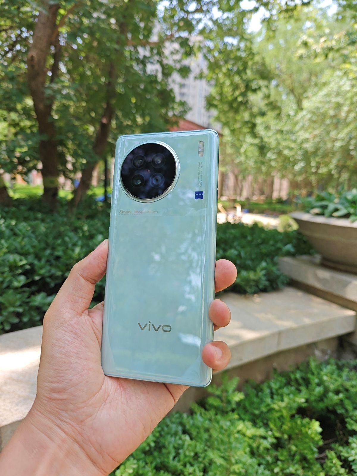 vivo X90s青漾版体验：可能是这个夏天最美的智能手机_百科TA说