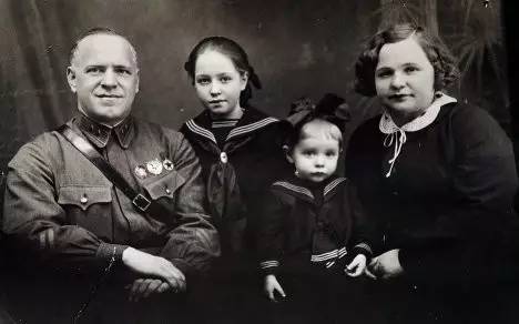 赤色铁拳——朱可夫_百科TA说