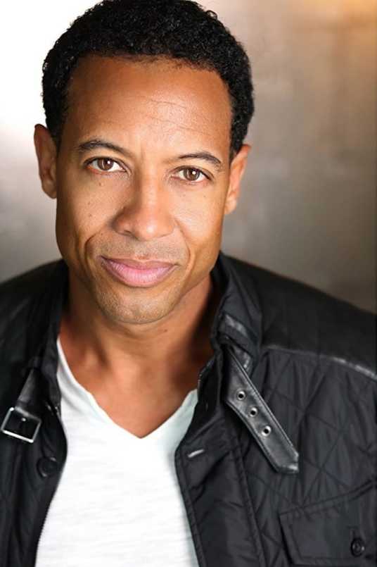 Tom Jay Jones_百度百科