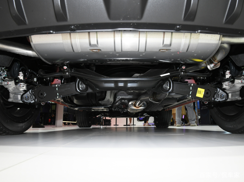 WEY VV5新增车型上市，搭1.5T+7DCT，售14.68万元_百科TA说