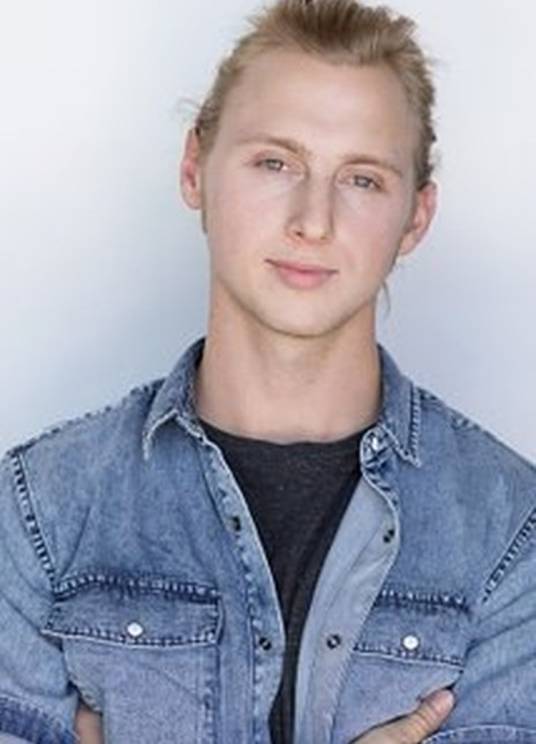 Myles Brewer_百度百科