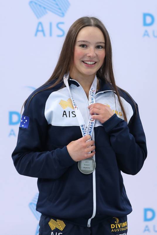 HAINS Nikita_百度百科