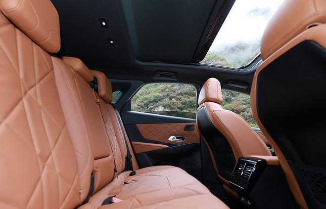 都是27万，奥迪Q3和DS7档次谁高？带你深入剖析两车优劣_百科TA说