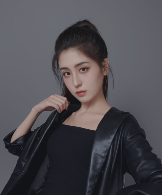 李芊乐 (Li Qian-Le) | 中国縦型ショートドラマ限定！俳優&女優図鑑
