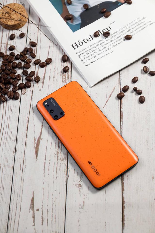 赢在起跑线的iQOO 3，体验如何？拥有哪些亮点？_百科TA说