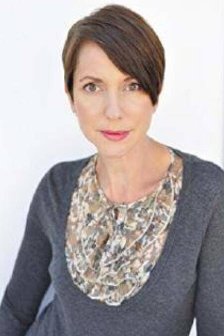 Karis Campbell_百度百科