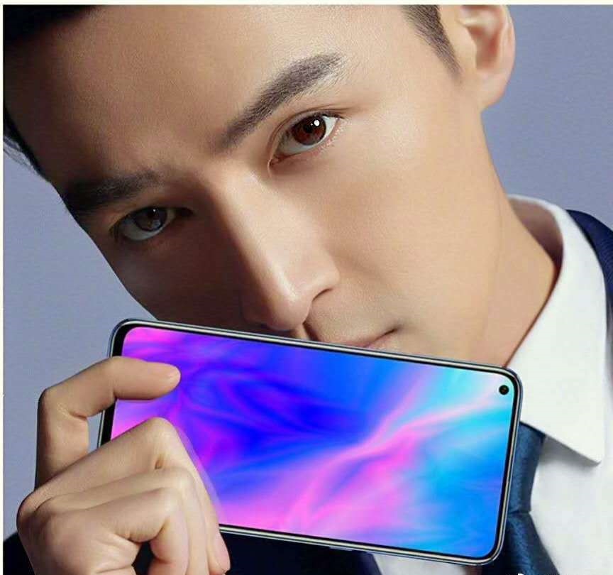 同门相斗？！华为Nova4、荣耀V20对比评测，哪款最值得买？_百科TA说