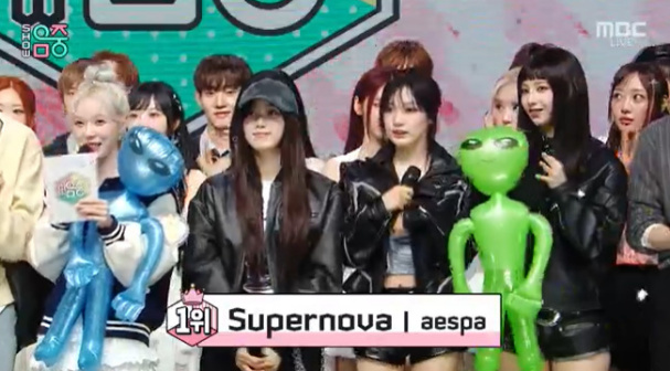 Supernova（2024年aespa演唱的歌曲）_百度百科