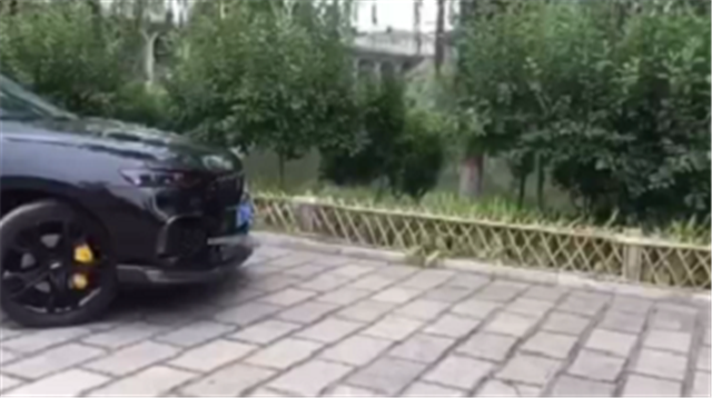 会“吐泡泡”的长城WEY VV7，车头改干冰喷射，还能进行“喷气”_百科TA说