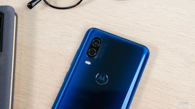 21：9超视野宽屏 完美观影体验 Moto P50图赏_百科TA说