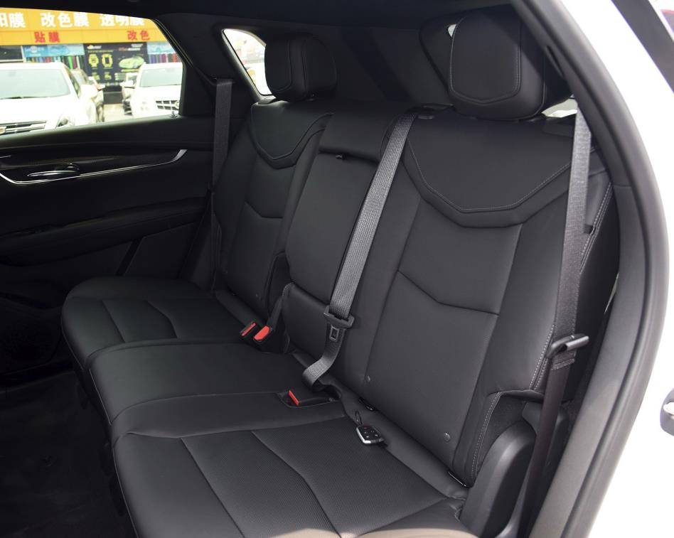 33万提辆凯迪拉克XT5，驾驶5400公里后，车主憋了几句话要说_百科TA说