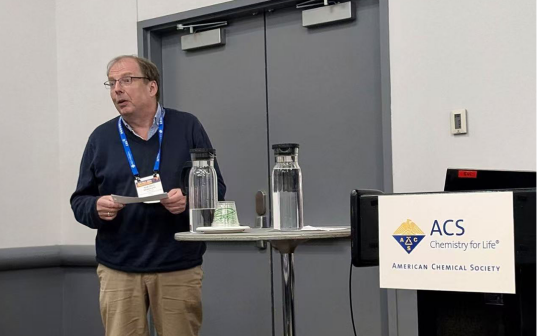 哈特穆特·赫尔曼_百度百科