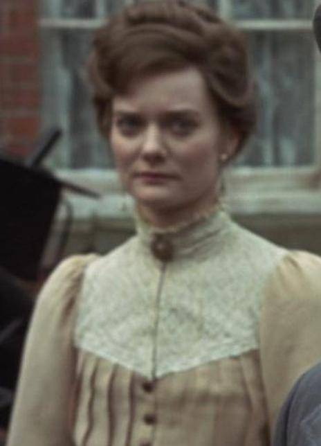 Sarah Woodward_百度百科