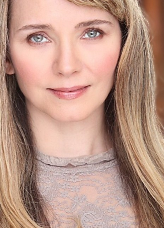 Chloe Russell_百度百科