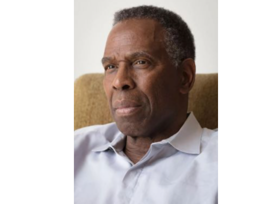 Charles Gaines（艺术家）_百度百科