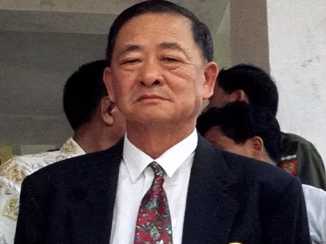 彭家声的一生：征战金三角抗衡缅甸，称王果敢15年，晚年武装扫毒_百科TA说