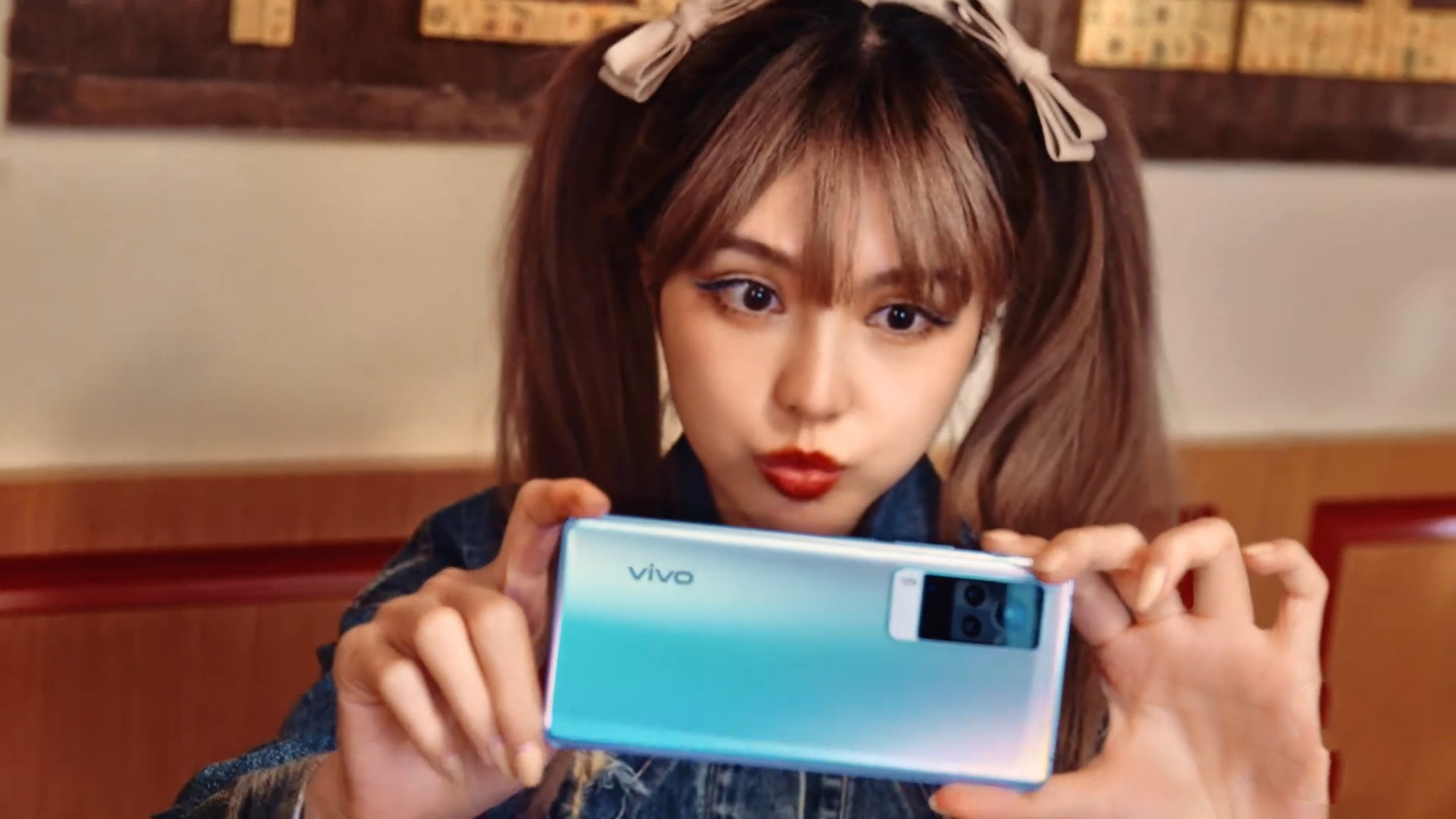 vivo X60真机被突然曝光，数亿网友猝不及防，幸福来得太突然！_百科TA说