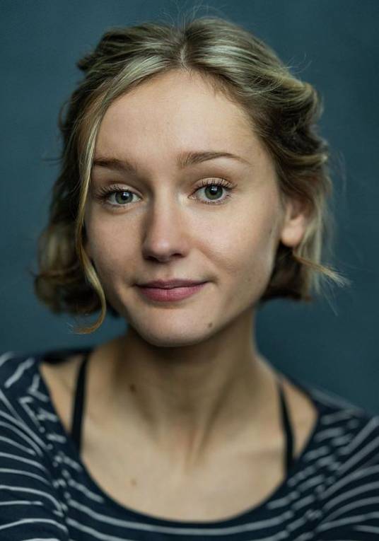 爱米莉·利森_百度百科