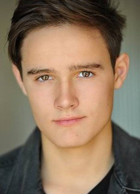 Liam McKanna_百度百科