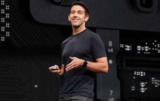 约翰·特努斯_百度百科