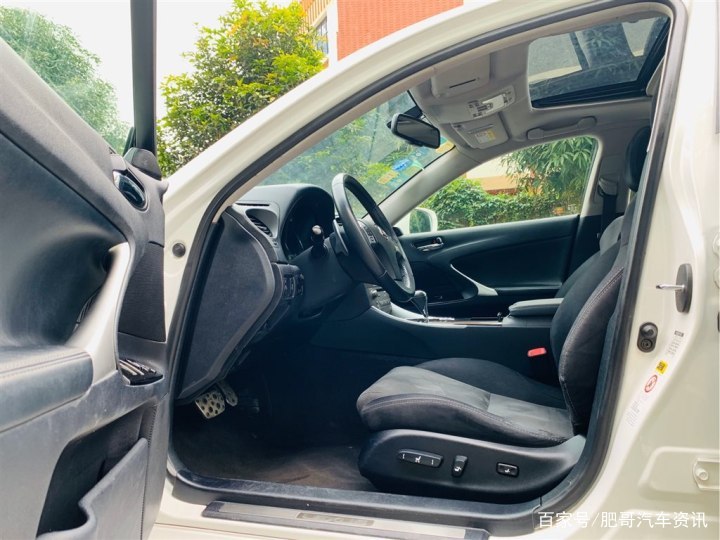 精品车11款雷克萨斯IS，250 豪华版_百科TA说