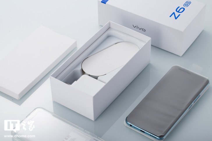 「IT之家开箱」vivo Z6冰川纪开箱图赏_百科TA说