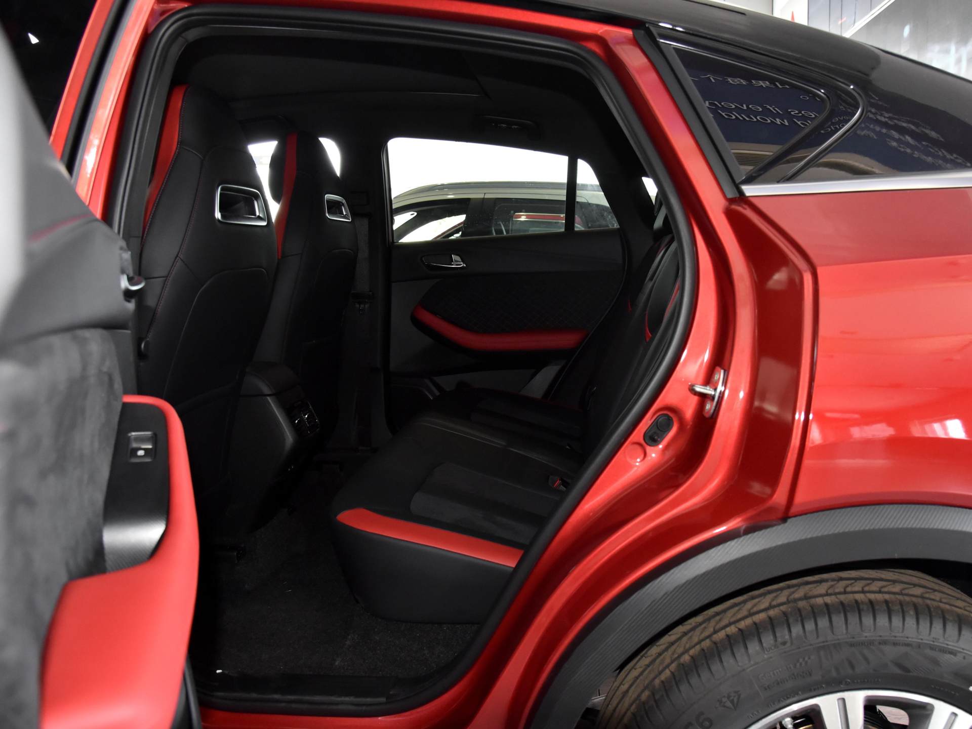 轿跑SUV又添实力派！传祺GS4 Coupe，领克05看了都赞叹_百科TA说