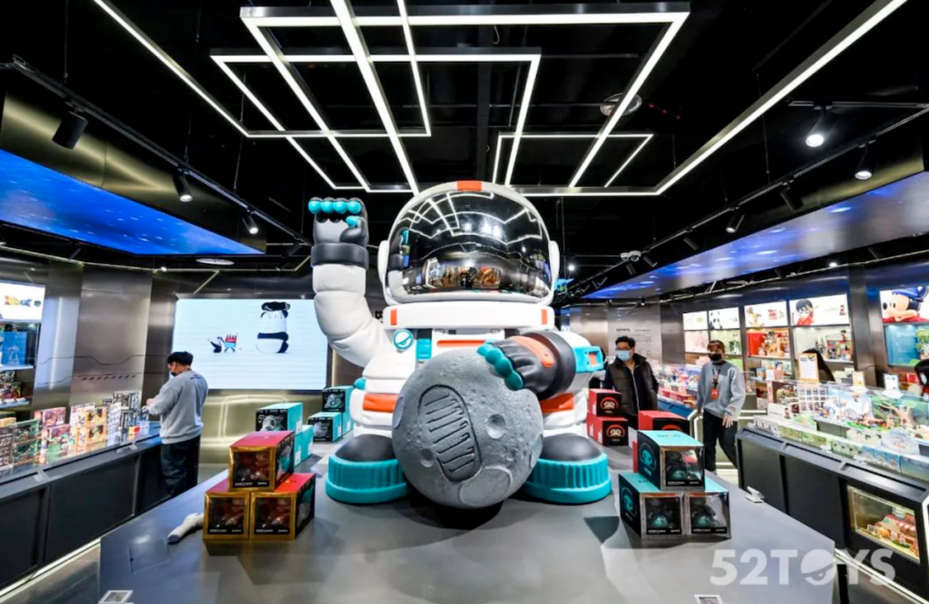 52TOYS北京颐堤港旗舰店盛大开业，首次公开重磅自有IP“皮奇奇”_百科TA说